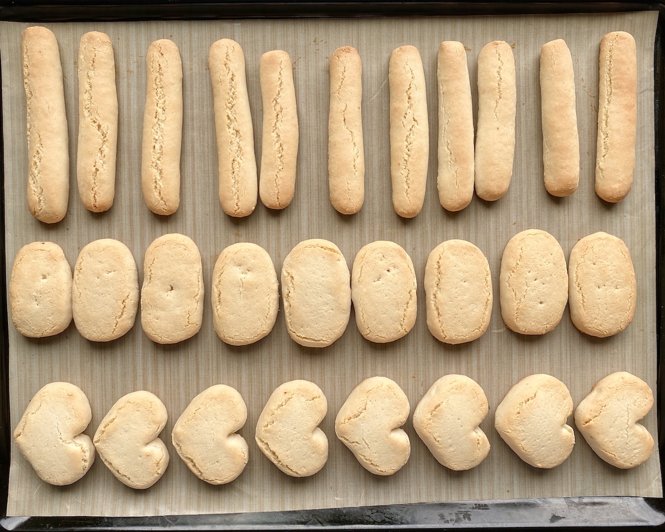 Kransekake cookies og kransekakestenger – Henriettes matblogg