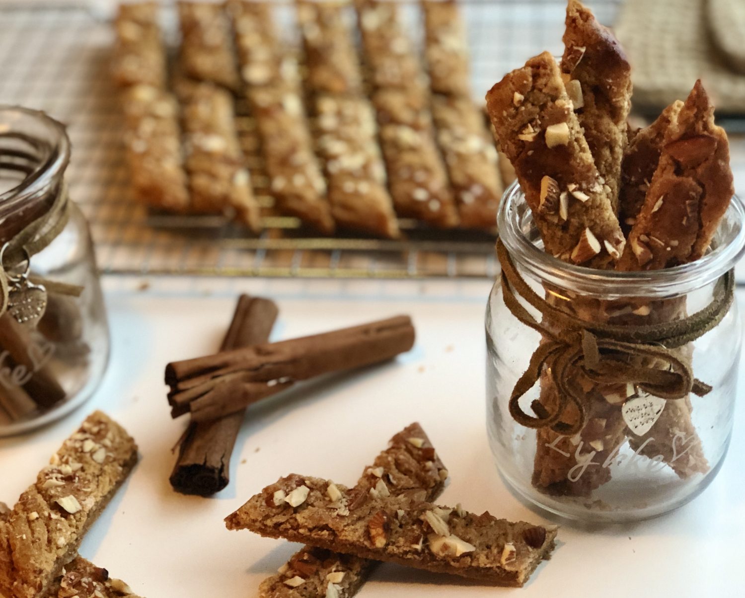 Brune pinner – Henriettes matblogg