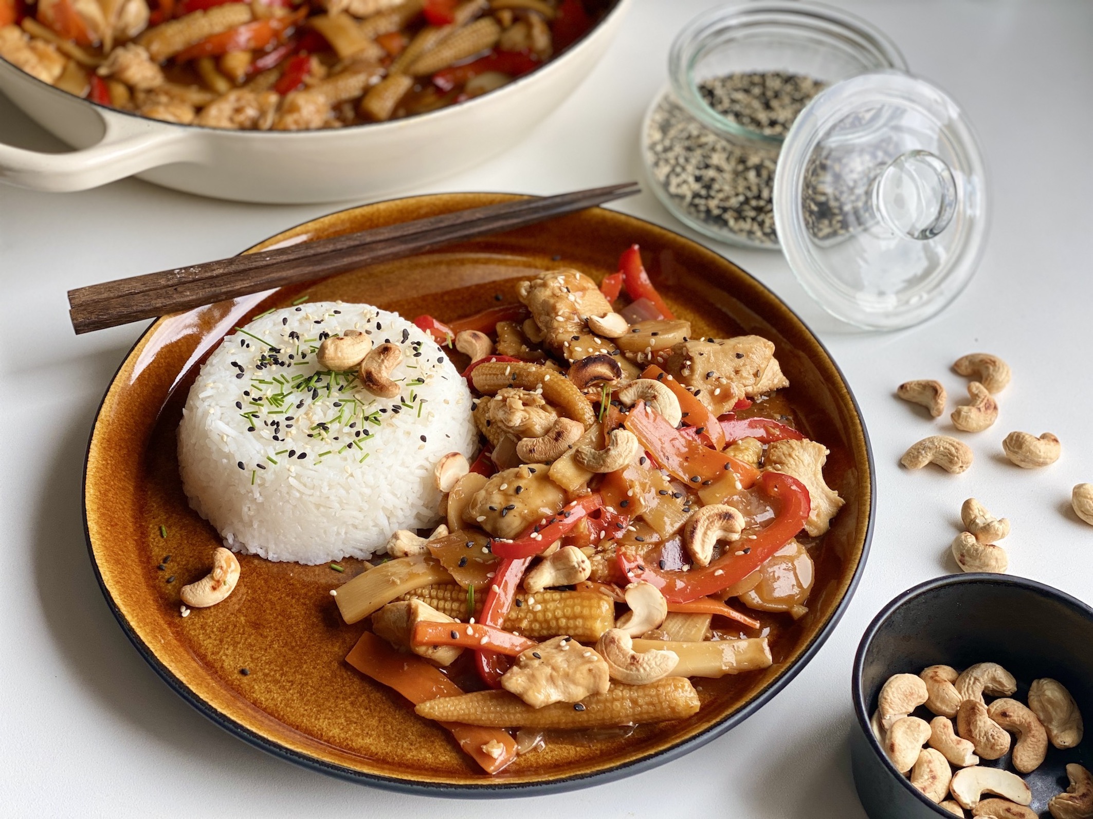Kyllingwok med hoisinsaus og cashewnøtter – Henriettes matblogg