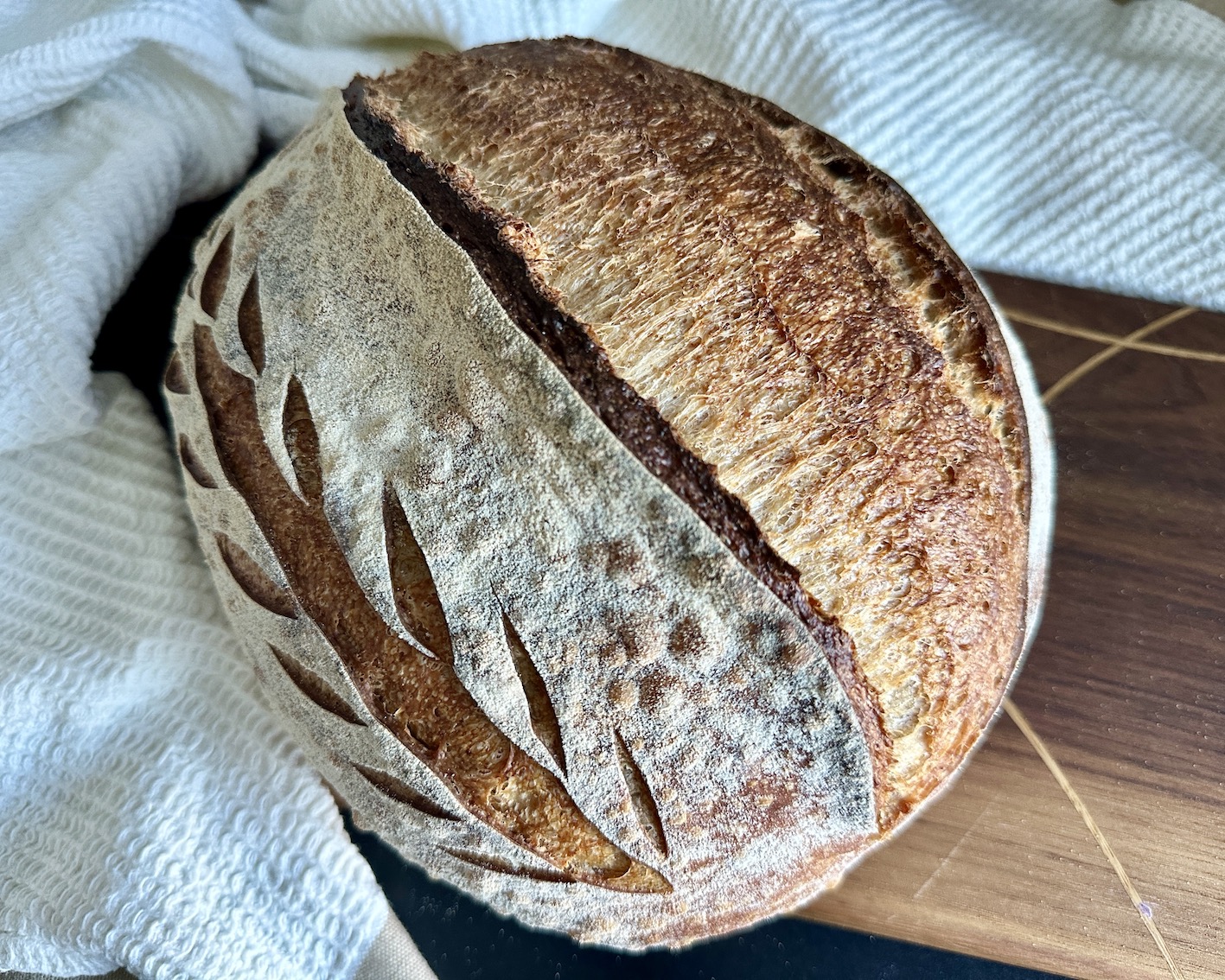 Surdeigsbrød med emmer og hvete – Henriettes matblogg